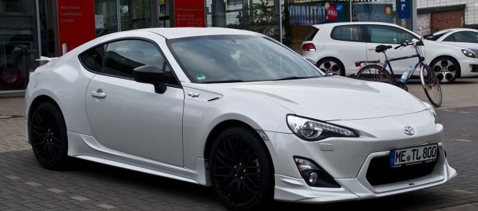 Toyota 86 technical specifications and fuel economy